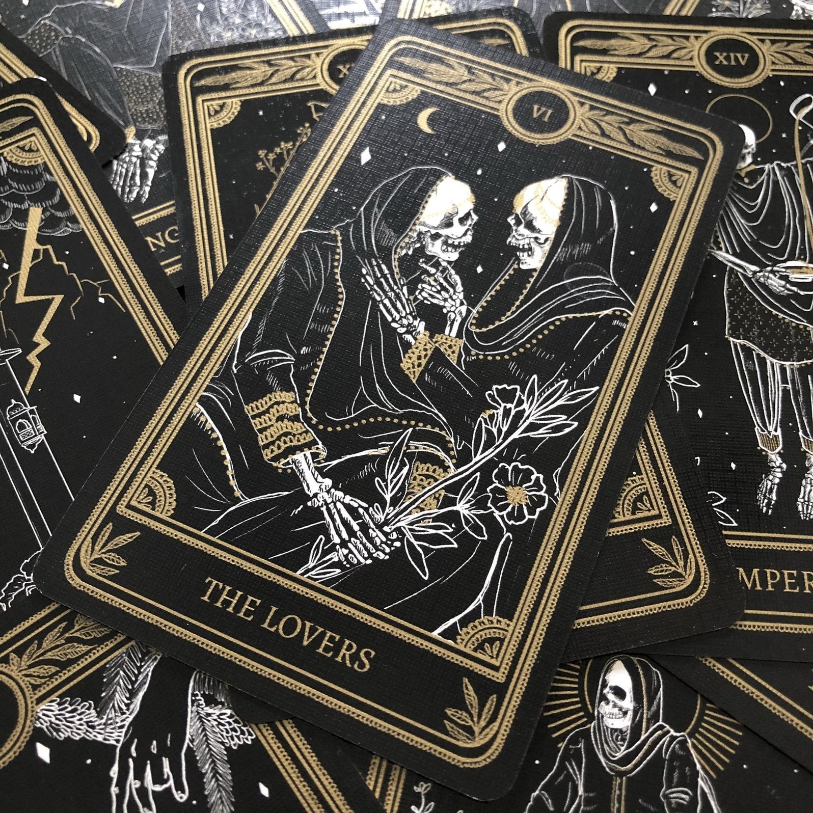 Marigold Tarot Classic 2nd edition gold gilded boxed set - Amrit Brar ...